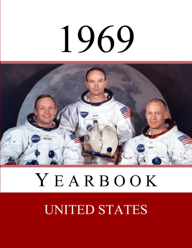 US Yearbook Original book full of facts and figures from Unique ...